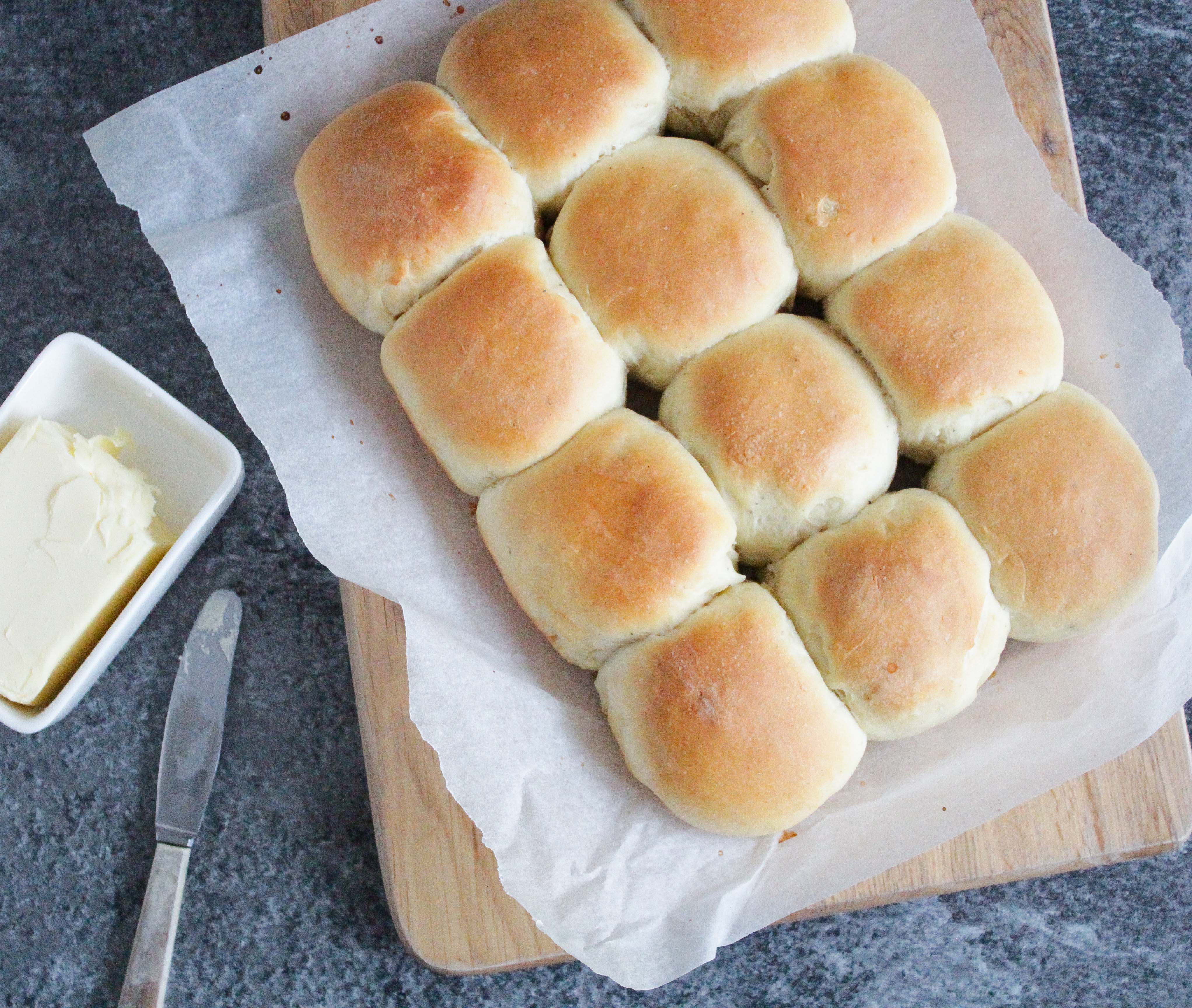 Varme hveder - lækre koldhævede hvedeknopper - Pilens Køkken